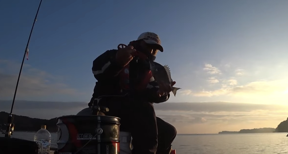 2023.1.8 三重県志摩市 的矢フィッシングセンター 2023年初釣り！真冬に数釣り成立！？: い〜ちゃんの筏釣り日記